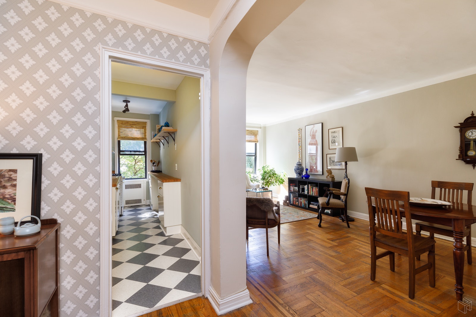 415 Ocean Parkway, Apt: 3c, New York City, 11218 | ELIKA New York